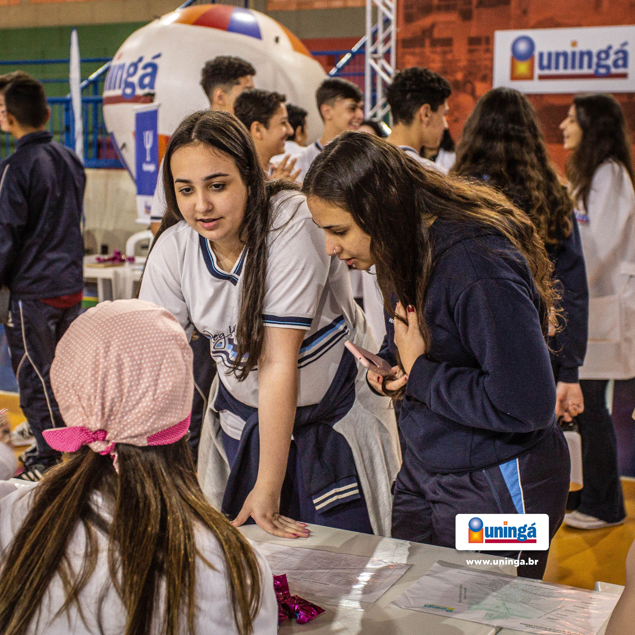 UNINGÁ PARTICIPA DE FEIRA DE PROFISSÕES | Uningá